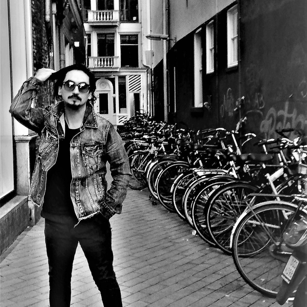 [Crítica] "Métete este libro por la raja": Literatura que apunta ...